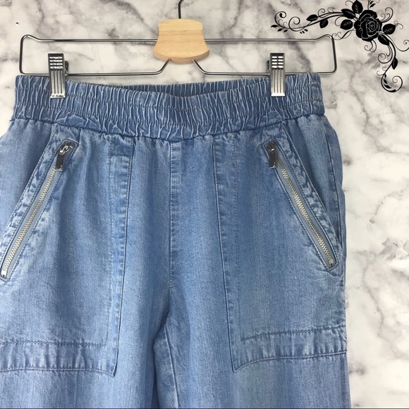 Juicy Couture | Jeans | Juicy Couture Banded Bottom Pants | Poshmark